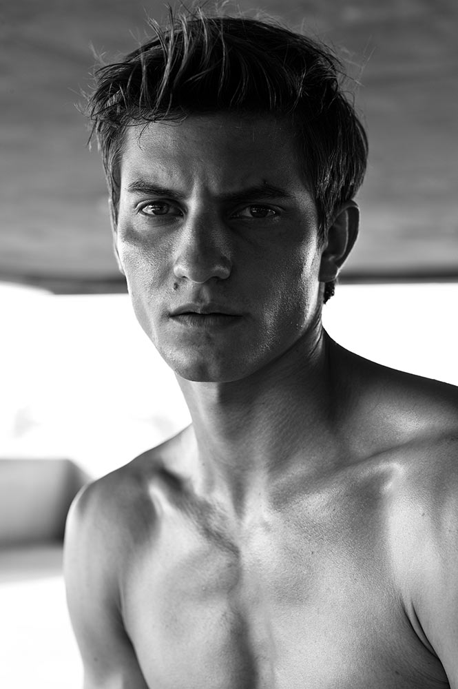 SOLO IN MY SPACE EDITORIALS – BENJAMIN BENEDEK – EXCLUSIVE – EXPERTO BY ...